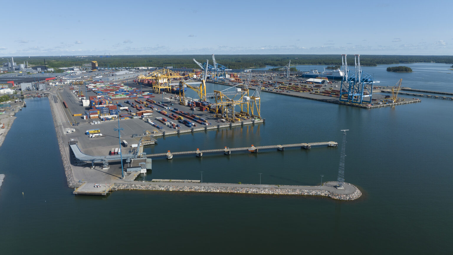 Port of Helsinki Annual Report 2023 | Port of Helsinki